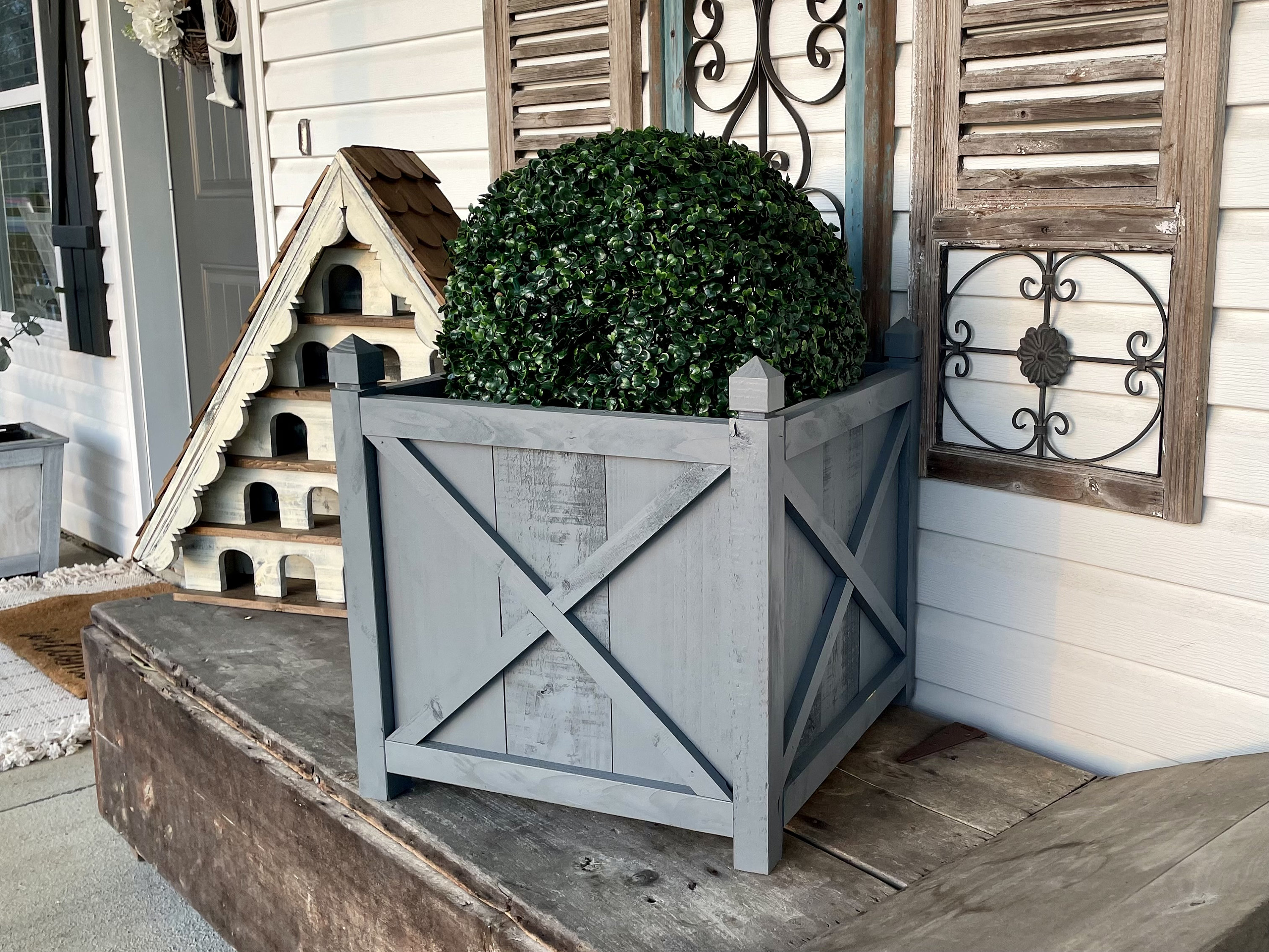 XL Farmhouse Shrub/Bush/Tree Planter Plan — Matthew Peech Woodworking