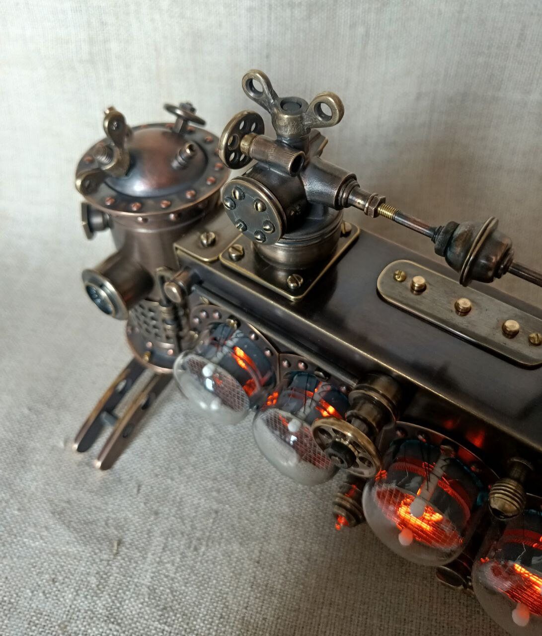 Nixie Table Clock. Nixie Tube In-4. Steampunk Desk Clock. - Etsy Canada