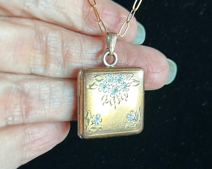 Antique Locket: Unique Engraved Floral Square Locket Necklace With ...