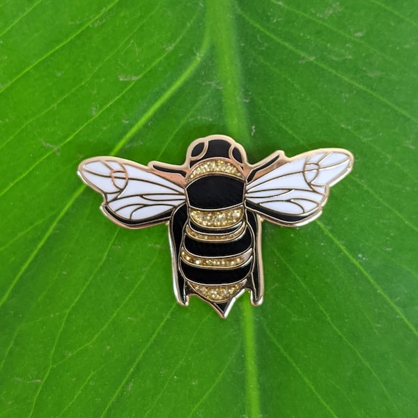 Bee Pin - Etsy