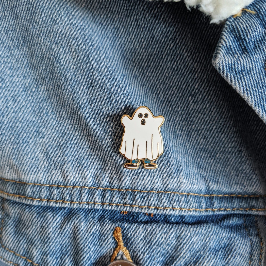 Enamel Pins - Ghost Spooky Sheet Costume Enamel Pin - Etsy