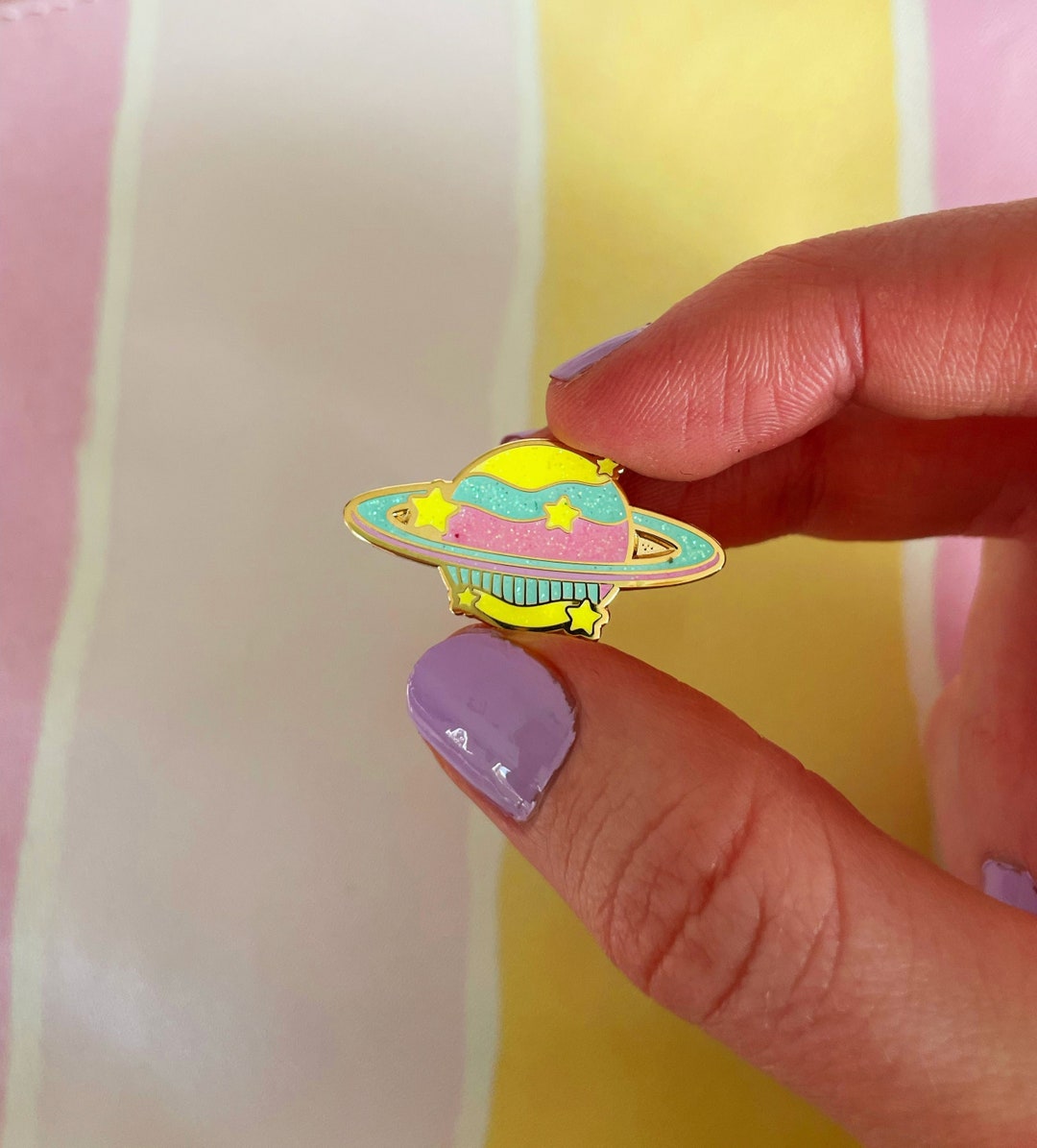Enamel Pins - Glitter Space Saturn Pretty Planet Enamel Pin - Etsy