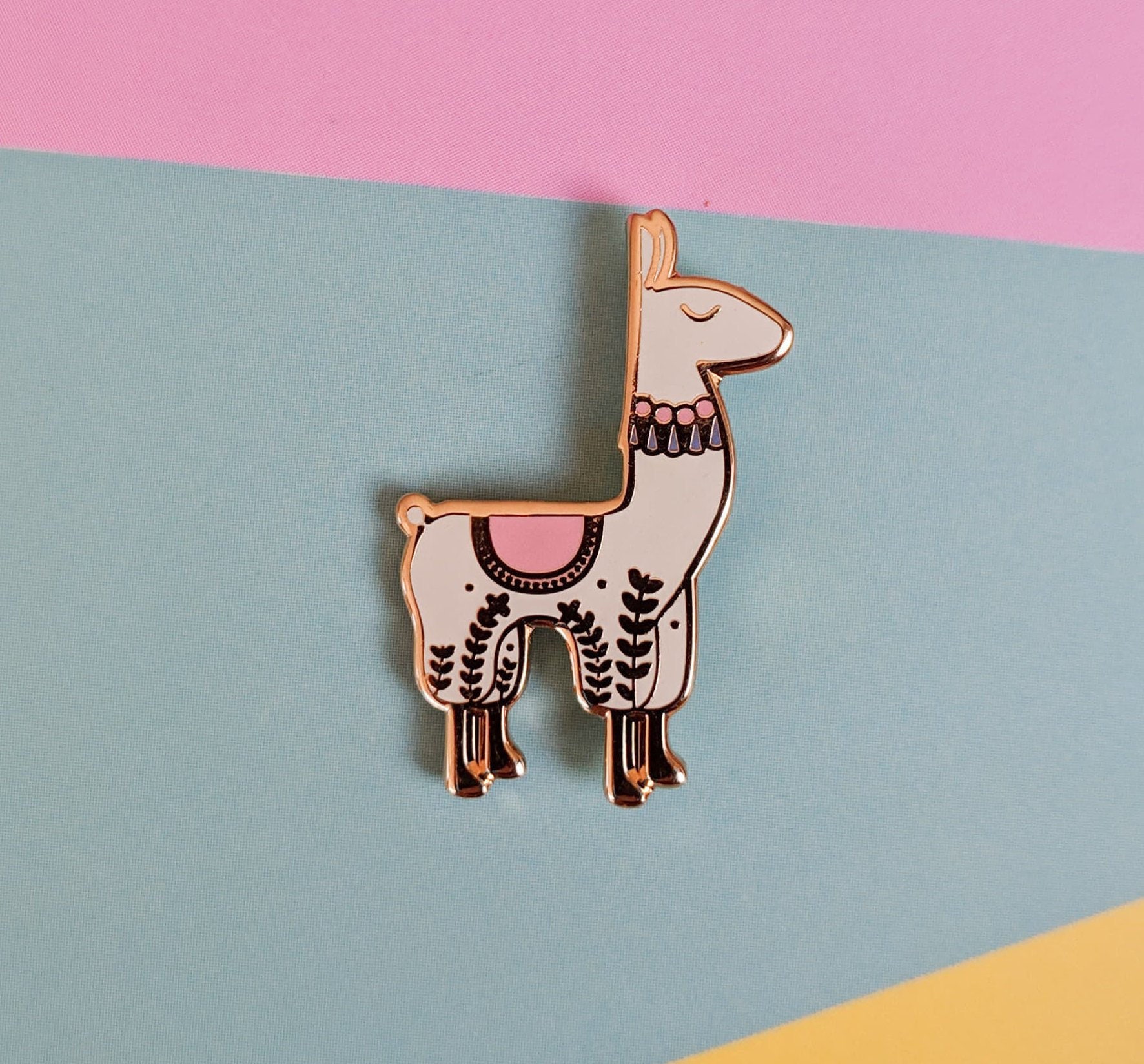 Enamel Pins - Llama Cute Animal Enamel Pin - Etsy