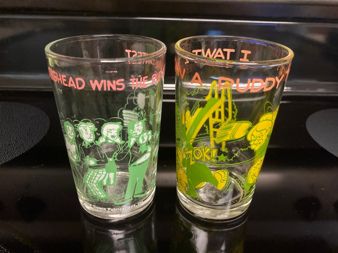 Vintage 70s Comic Collector Glasses, 1974 Warner Bros Puddy Cat Elmer ...