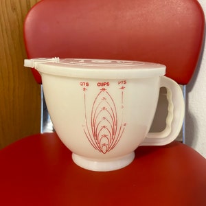 Vintage TUPPERWARE 500 Mix N Store 8 Cup 2 Qt Measuring Bowl Pitcher ...