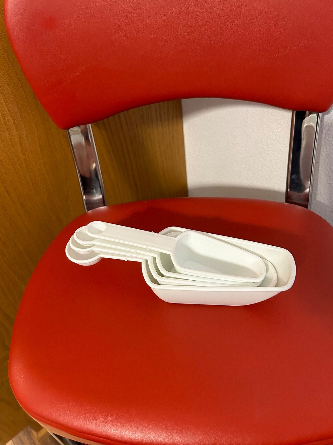 Ekco Measuring Cup Spoon Combination Combo White Plastic Cups Spoons ...