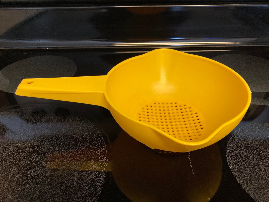 Vintage Tupperware Yellow Strainer 1200-7, 1 Quart Tupperware Strainer ...