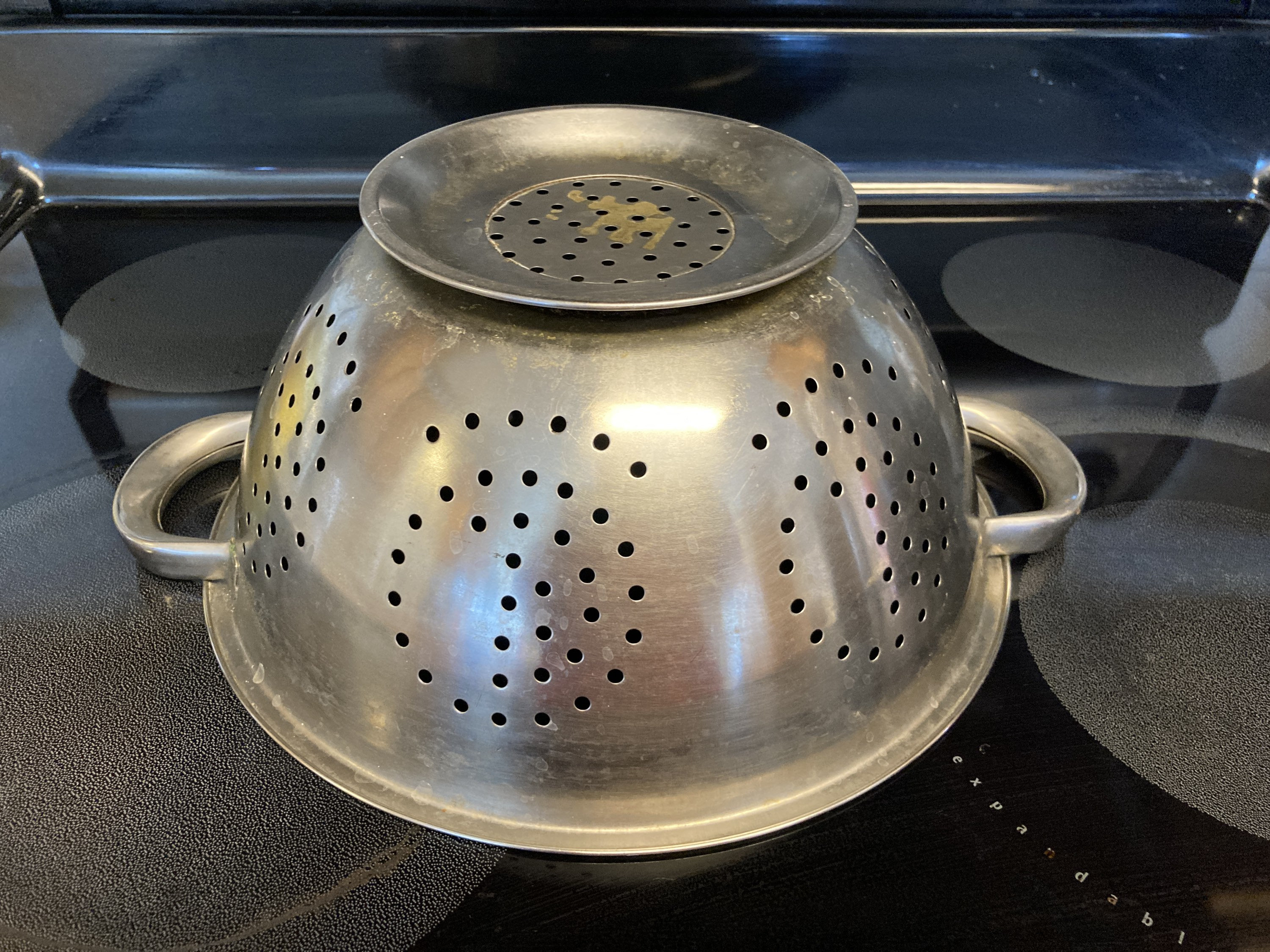 Vintage 11 Inch Colander Pedestal Colander With Handles - Etsy