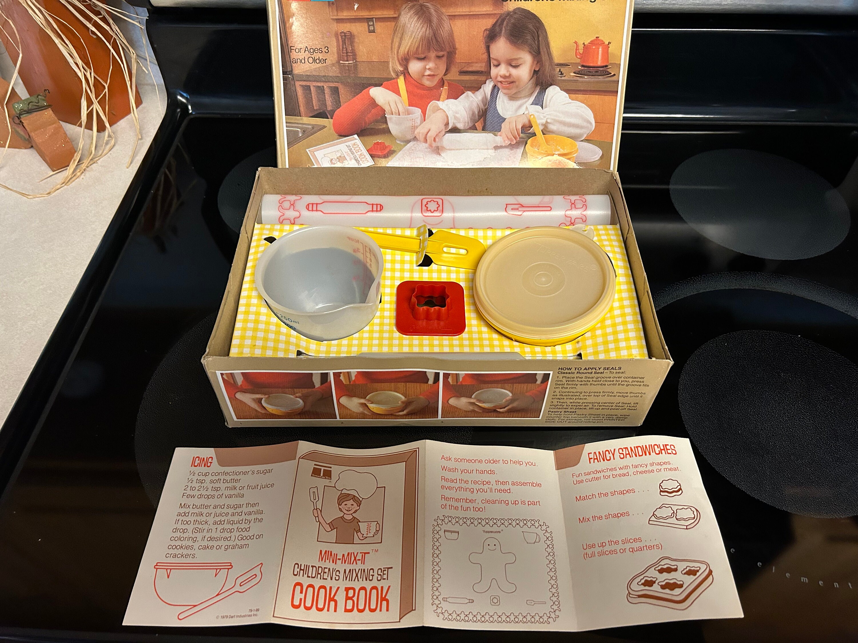 Vintage 1979 Tupperware Toys Mini Mix It Childrens Mixing Set - Etsy