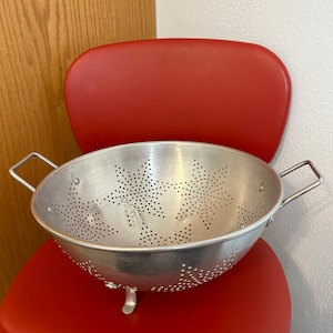 Vintage 7 Star Aluminum Colander Strainer 11x 5 2 Handles 3 Legs ...