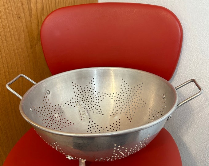 Vintage 7 Star Aluminum Colander Strainer 11”x 5" 2 Handles 3 Legs ...