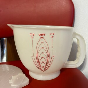 Vintage TUPPERWARE 500 Mix N Store 8 Cup 2 Qt Measuring Bowl Pitcher ...