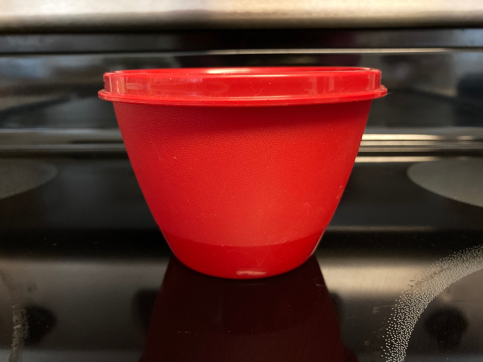 Tupperware red refrigerator 14oz bowl 148 with matching red | Etsy