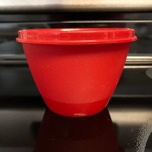Tupperware Red Refrigerator 14oz Bowl 148 With Matching Red Lid ...