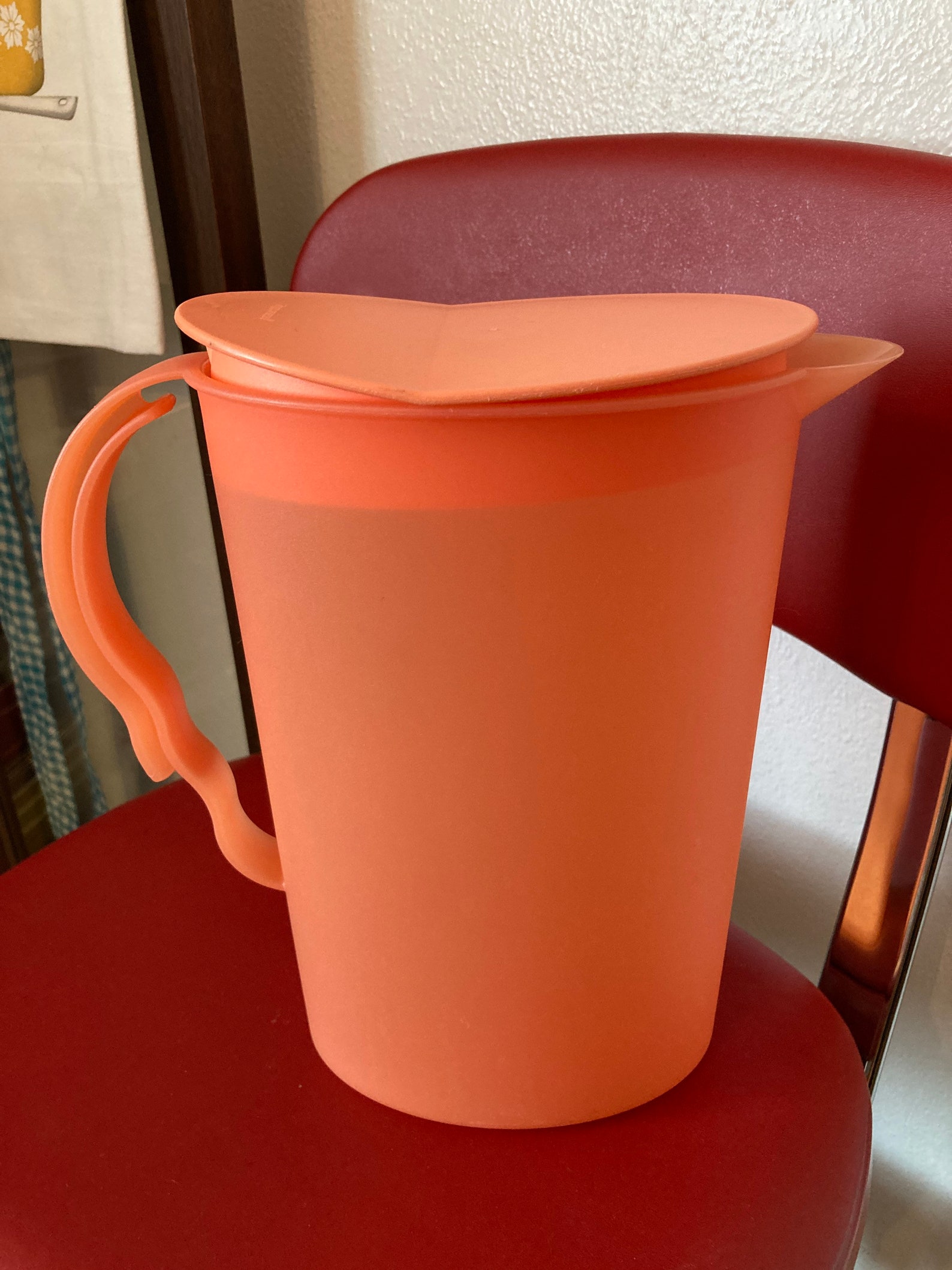 Tupperware Pitcher 3333B-2 2.1L 8 3/4 cup Peach Pitcher | Etsy