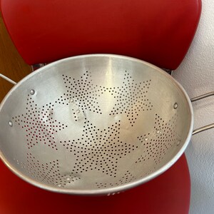 Vintage 7 Star Aluminum Colander Strainer 11x 5 2 Handles 3 Legs ...