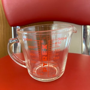 Vintage PYREX Glass Measuring Cup 516 Red Lettering D-handle 2 Cup 1 ...