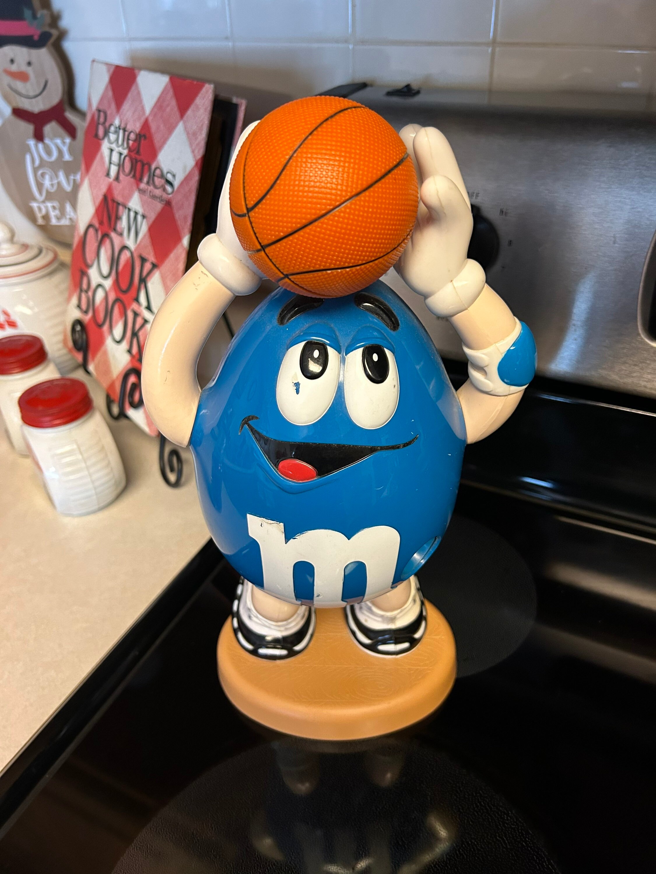 M&M Blue Basketball Player Candy Dispenser M and M Collectible - Etsy