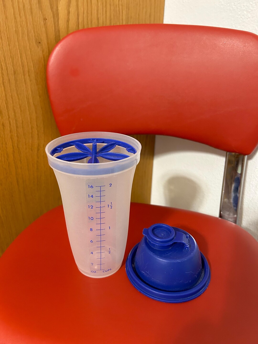 Vintage Tupperware Blue Quick Shake Drink Blender With Insert 844-2 ...
