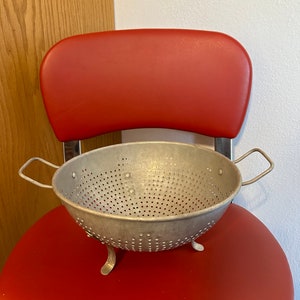 Vintage Aluminum Footed Colander With Handles, Vintage Decor, Farmhouse ...