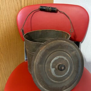 Antique Tin Lunch Pail / Berry Bucket With Lid 6.5 Tall X 7.5 Diameter ...