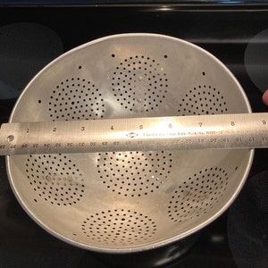 Vintage 7 Circle Aluminum Colander Strainer Footed, Vintage Aluminum ...