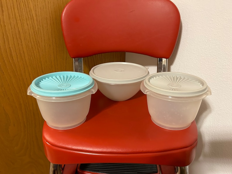 Vintage Set of 2 Tupperware Servalier Bowls With Lids 886 Grey - Etsy