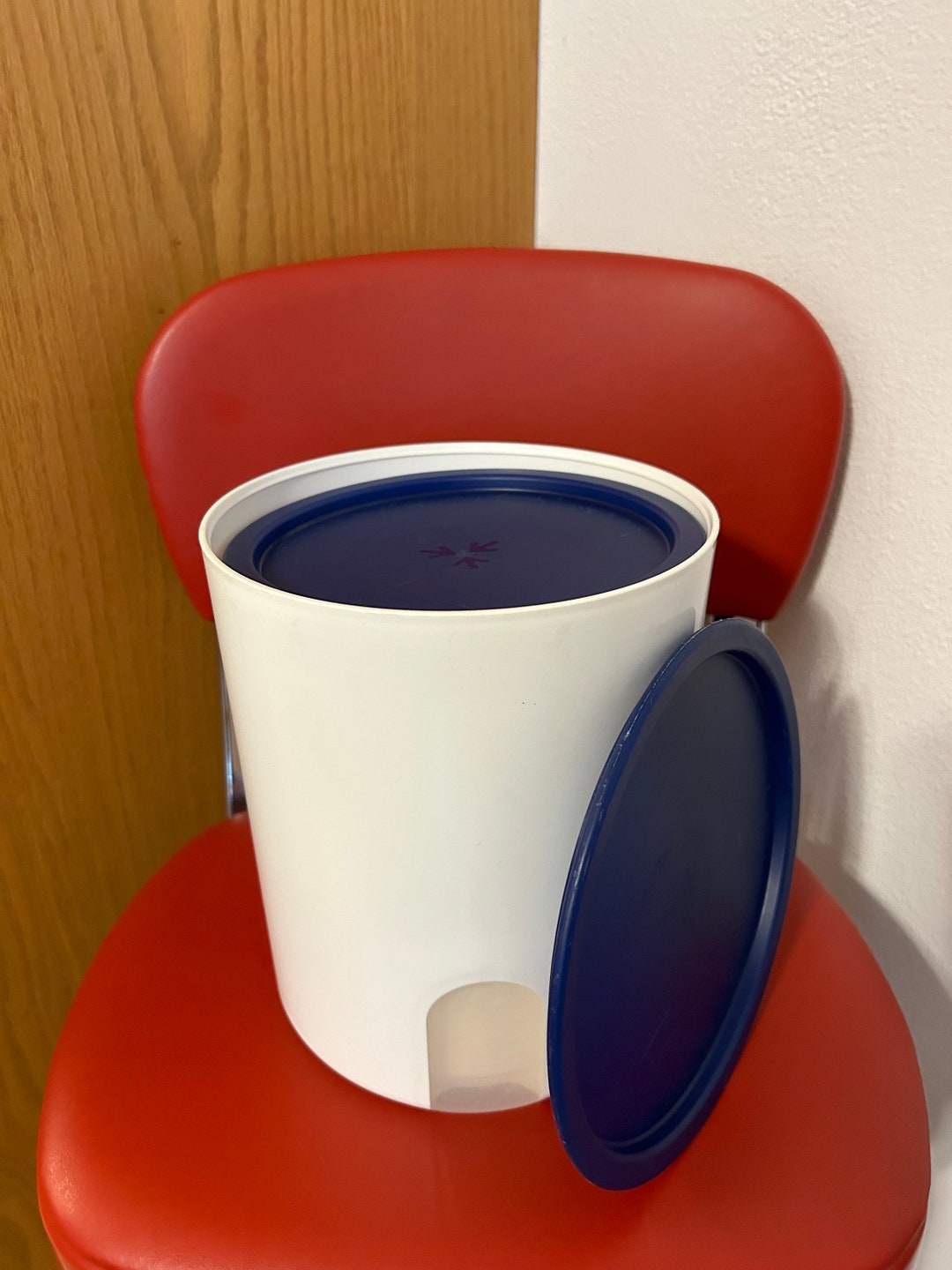 Tupperware One Touch Reminder Canister Set of 4 Dry Food Storage Blue ...