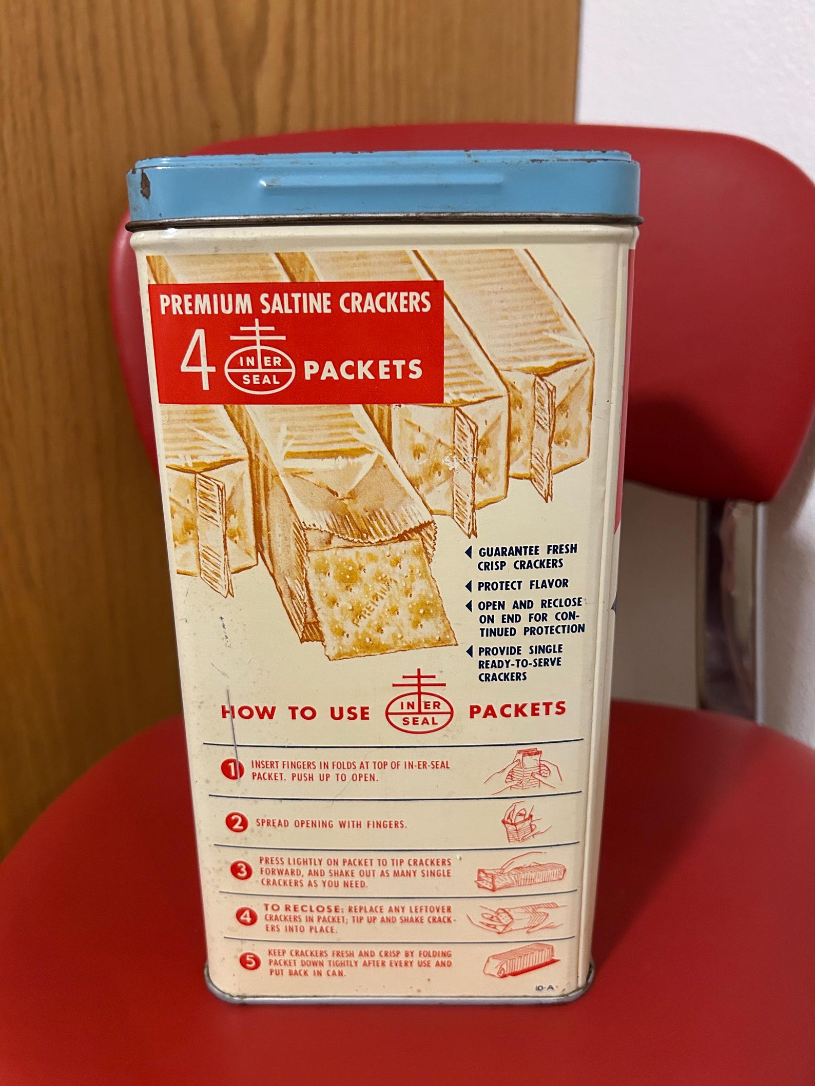 Vintage Nabisco Premium Saltines Cracker Tin Canister English and ...
