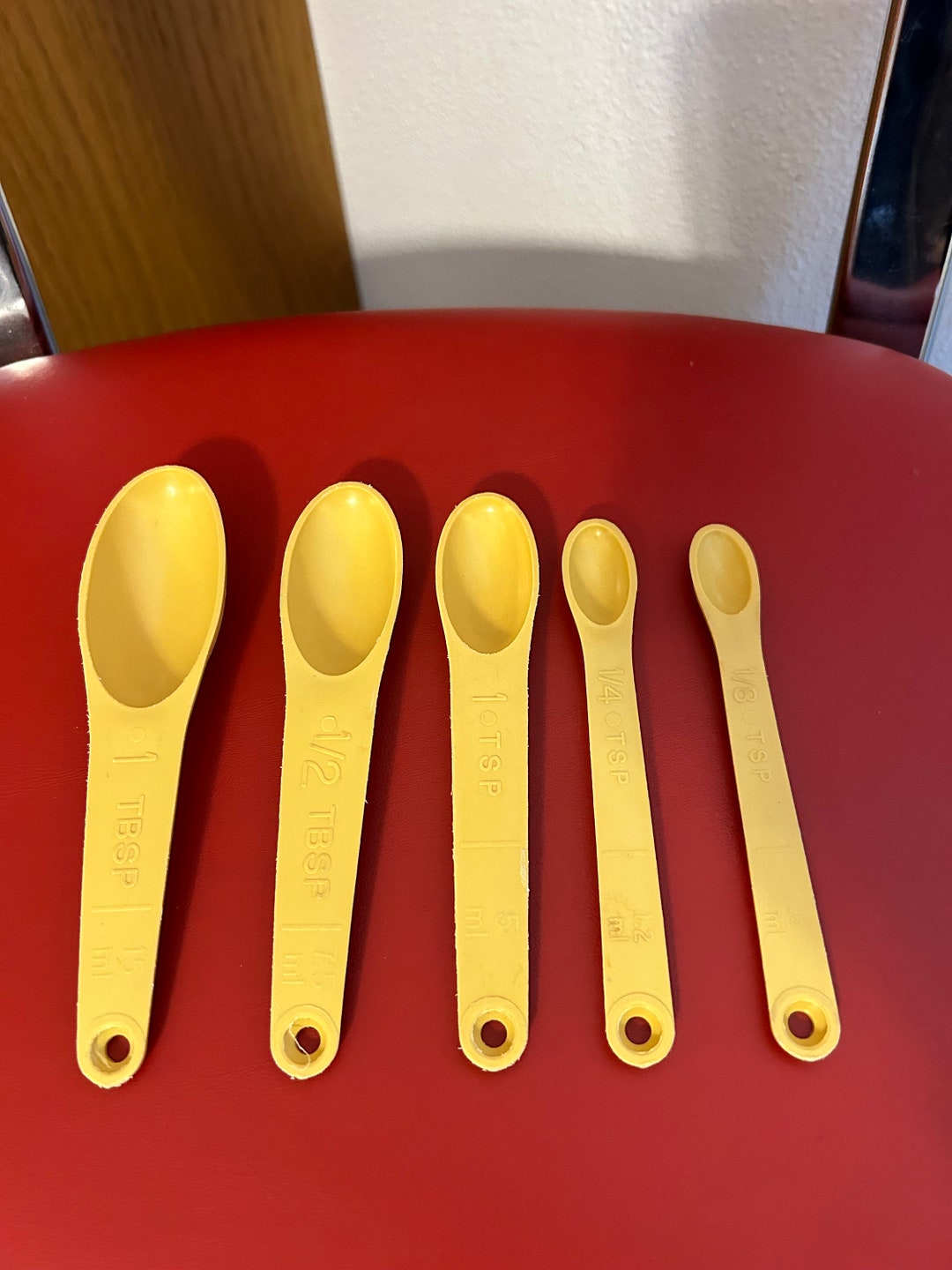 Vintage Harvest Gold Measuring Spoon Set of 5 - Etsy