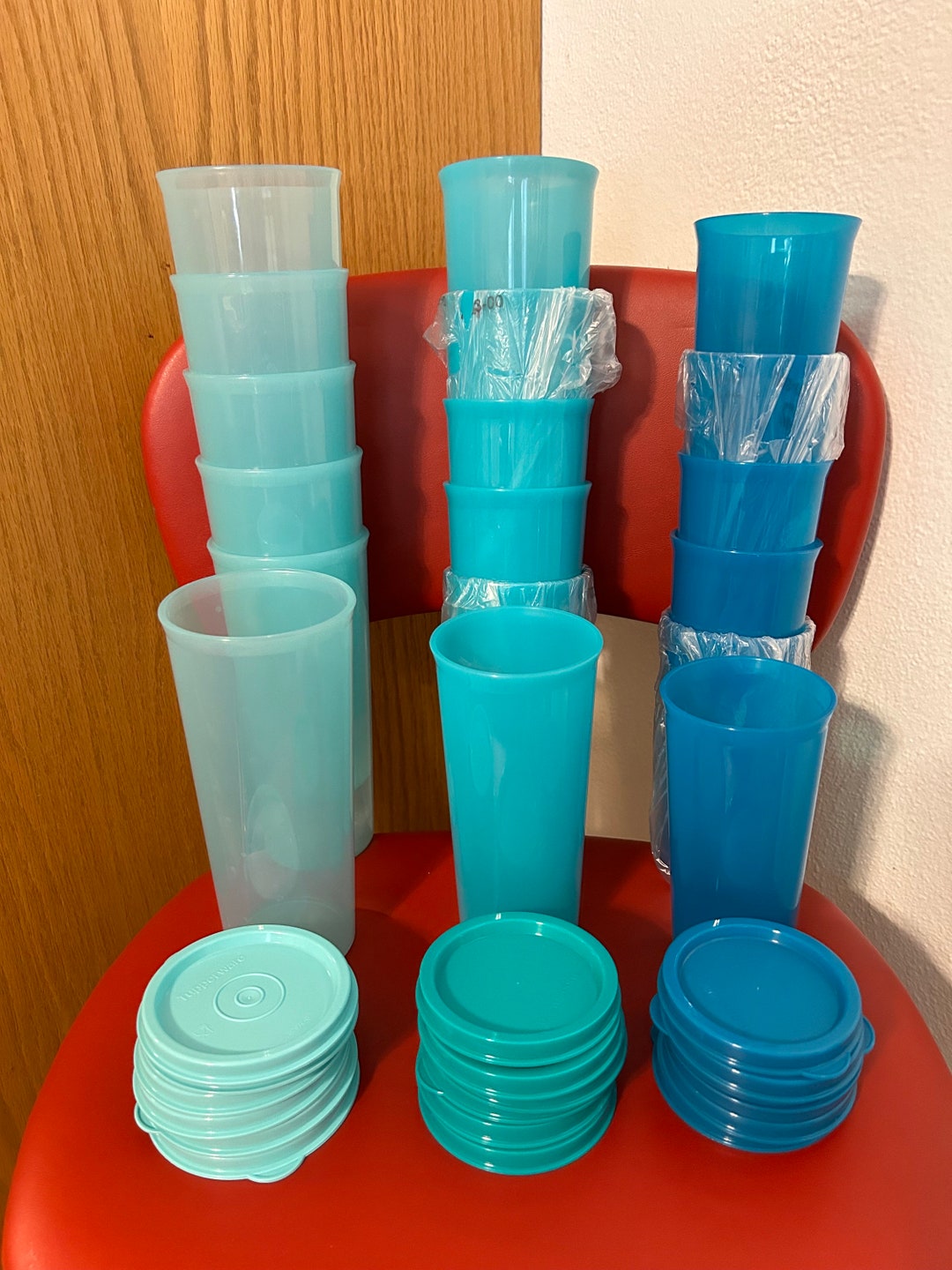 Blue Tupperware Tumbler Set of 18 With Lids 16oz 12oz 9oz, Tupperware ...