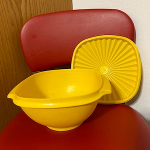Vintage Tupperware 836 Servalier Yellow Square Bowl With Lid 4 1/2 Tall ...