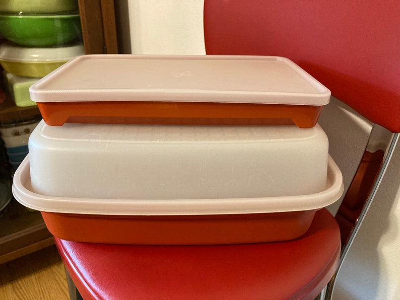 Vintage Tupperware Set of Two Paprika 1294 and 1292 With Lids - Etsy