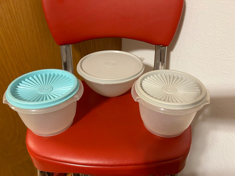 Vintage Set of 2 Tupperware Servalier Bowls With Lids 886 Grey - Etsy