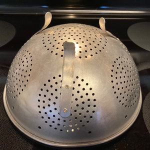 Vintage 7 Circle Aluminum Colander Strainer Footed, Vintage Aluminum ...