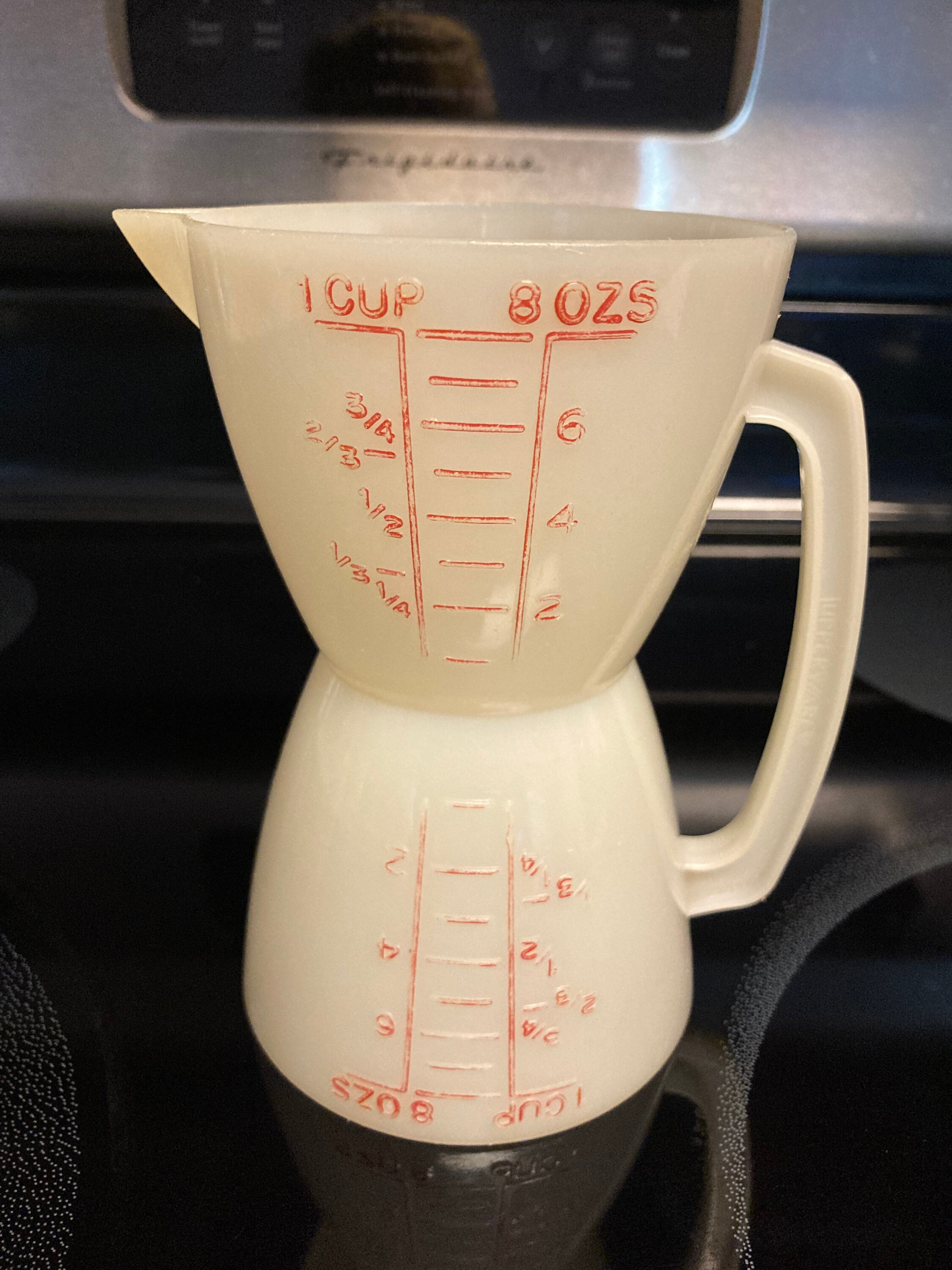 Vintage Tupperware 1 Cup/8 Ounce Two Sided Wet/dry Measuring - Etsy