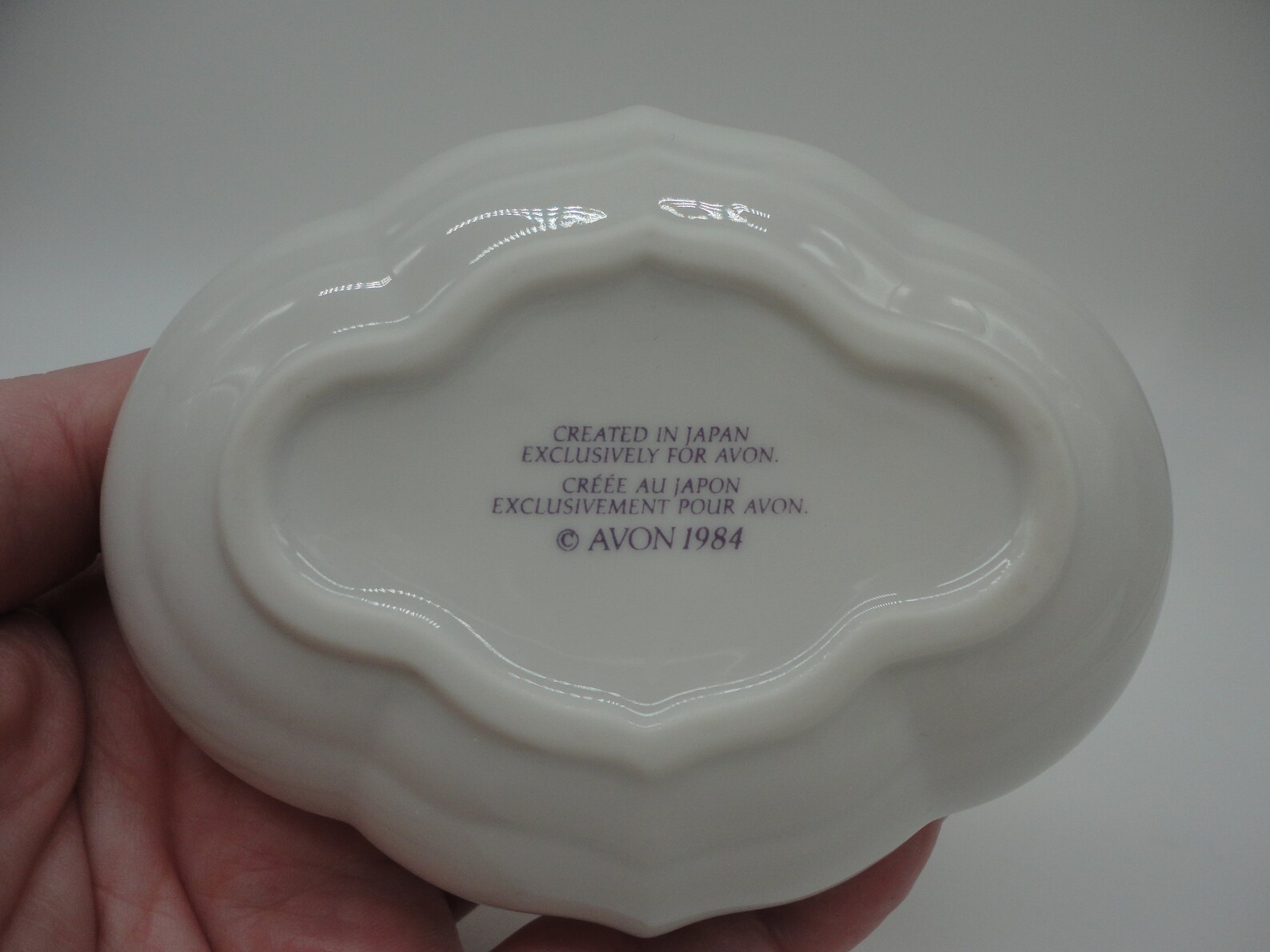 Avon Memories Are for Sharing Music Box/trinket Box,collectible Avon ...