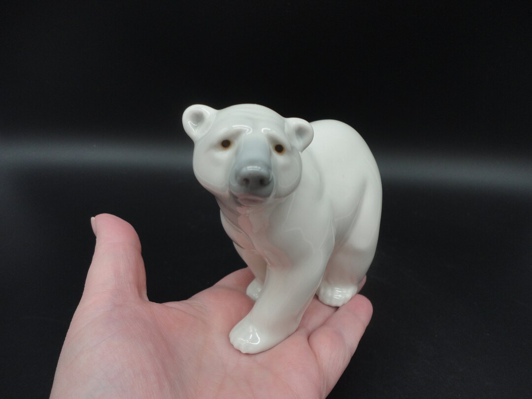 Lladro Hand Made Porcelain Polar Bear Figurine Made in Spain ...