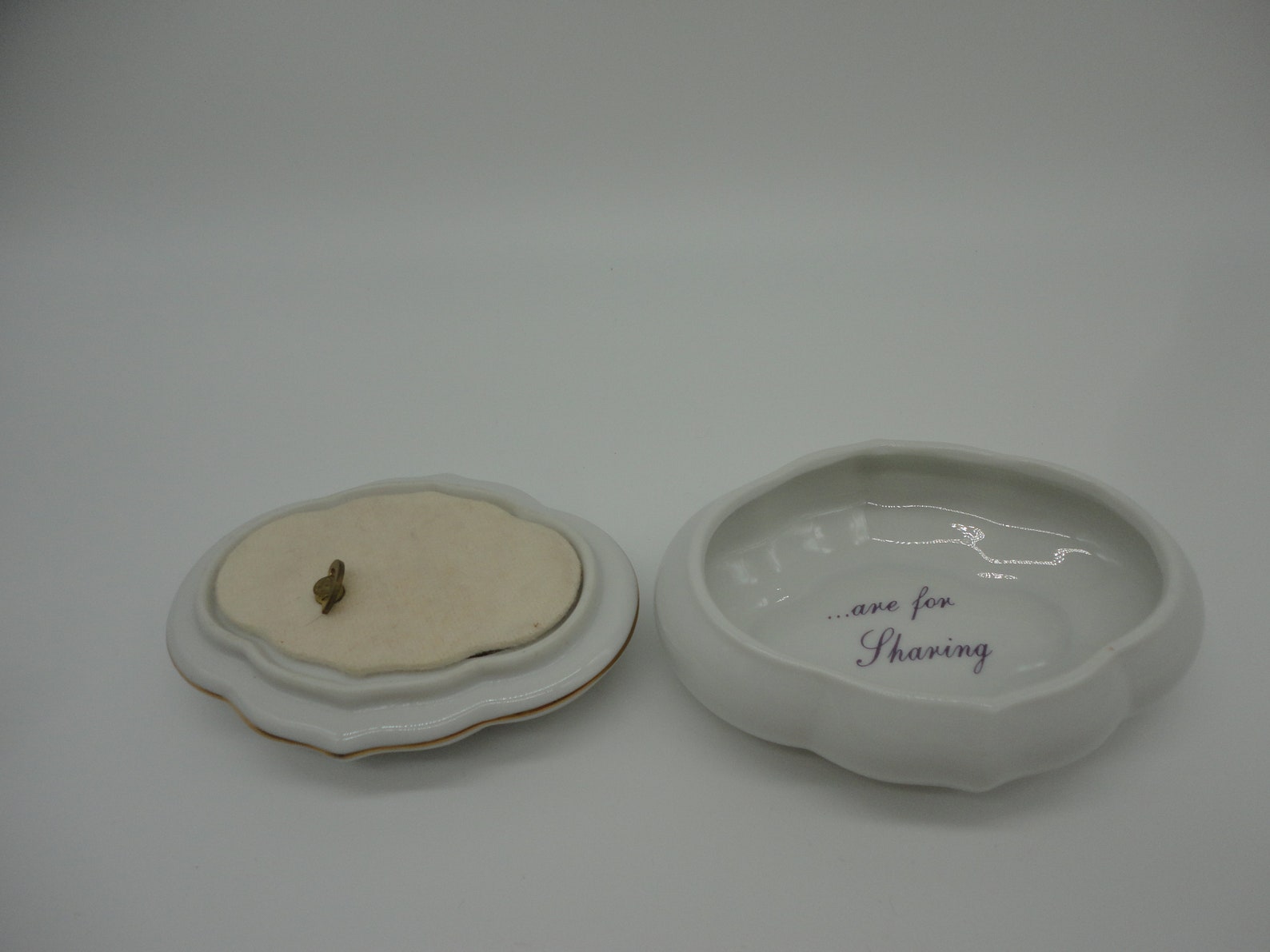 Avon Memories Are for Sharing Music Box/trinket Box,collectible Avon ...