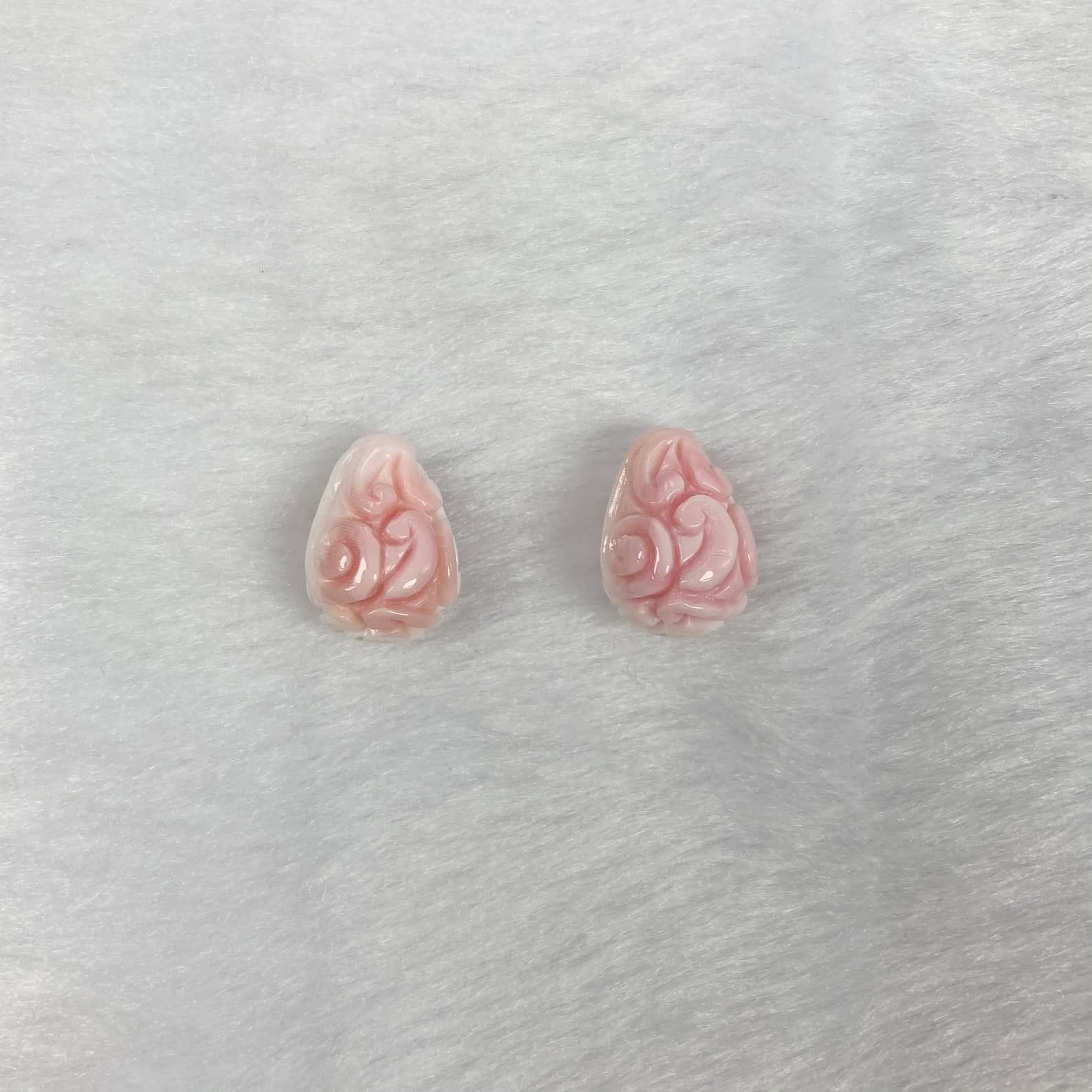 10pc Queen Conch Shell Baroque Carving Teardrop Bead Queen Conch Shell ...