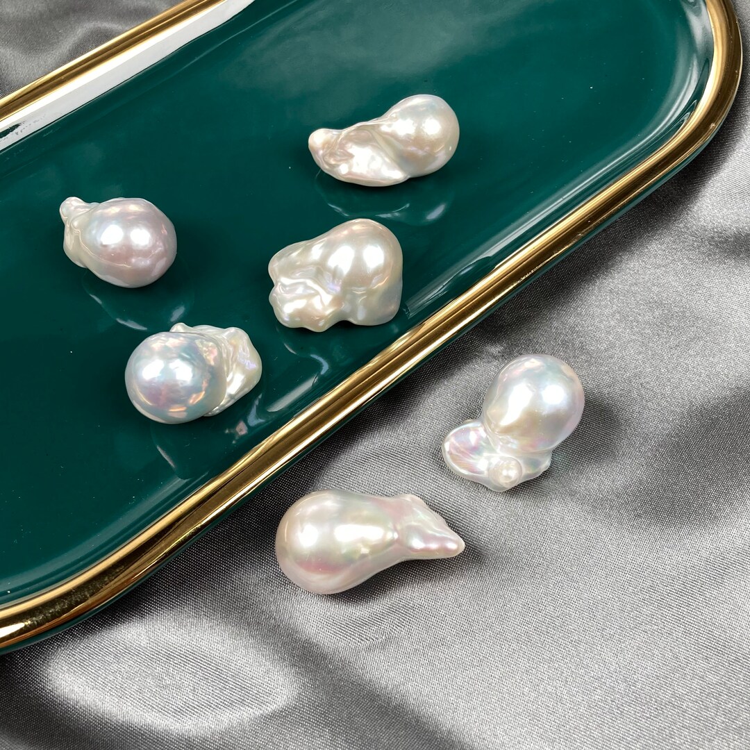 Large Excellent Quality Silver Grey Baroque Pearls per Pair - Cultured ...