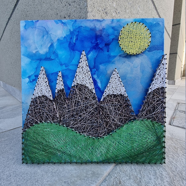 String Art Mountains - Etsy