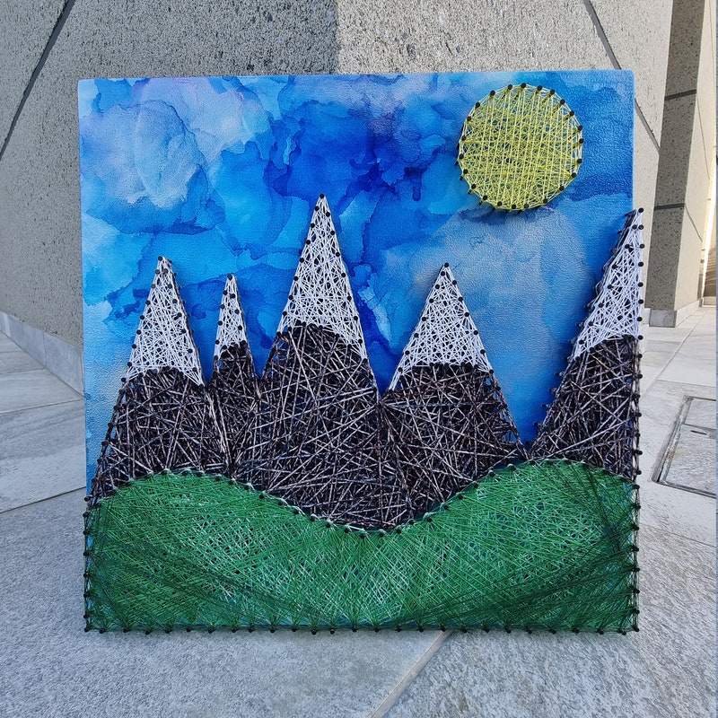 String Art Mountains - Etsy