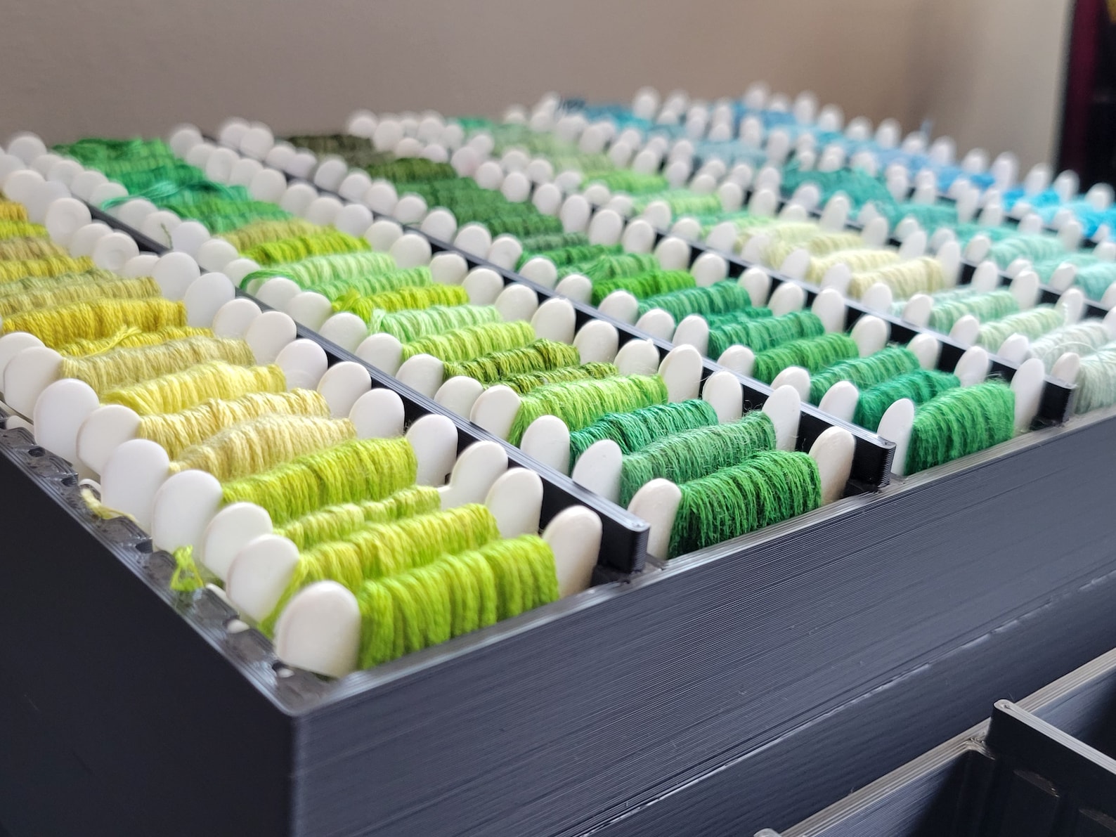 3D Printable Thread Bobbin Organizer - Instant Download STL File - Etsy