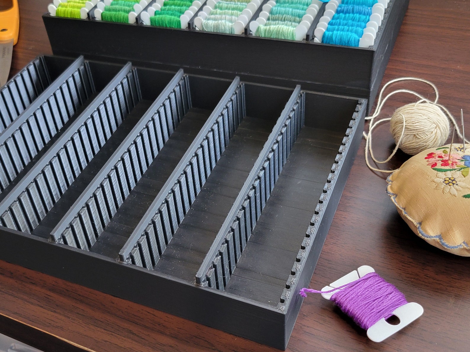 3D Printable Thread Bobbin Organizer - Instant Download STL File - Etsy