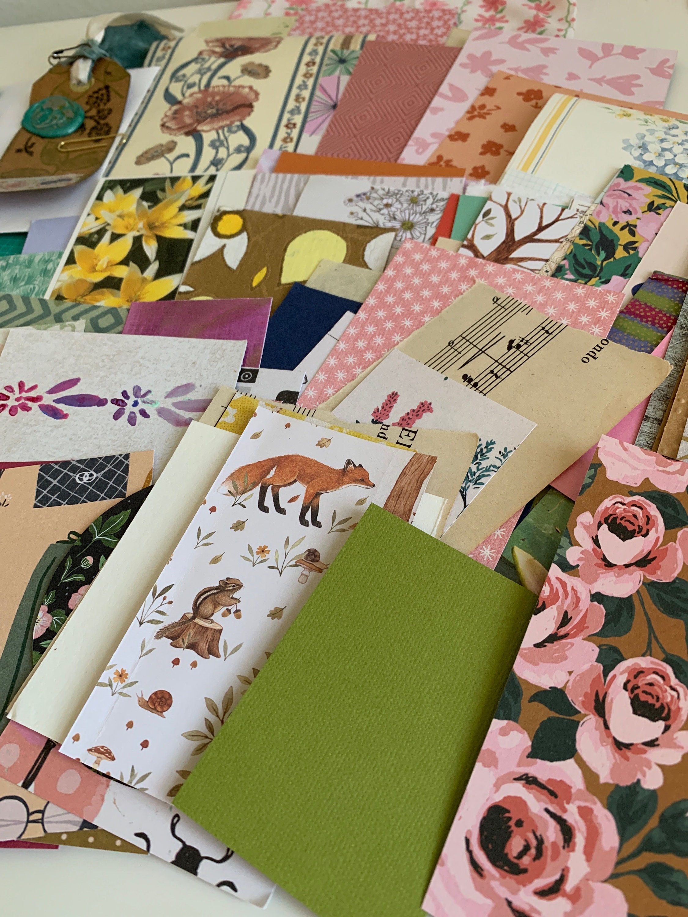 Junk Journal Kit, Ephemera Kit, Scrap Papers - Etsy