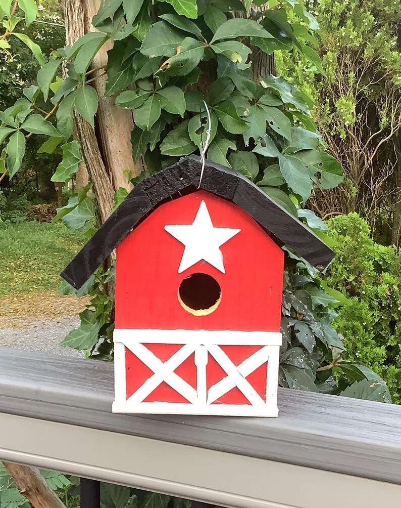 Red Barn Birdhouse - Etsy