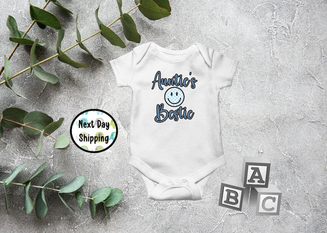 Aunties Bestie Cute Smiley Baby Gift Aunt Reveal Newborn Baby Shower ...