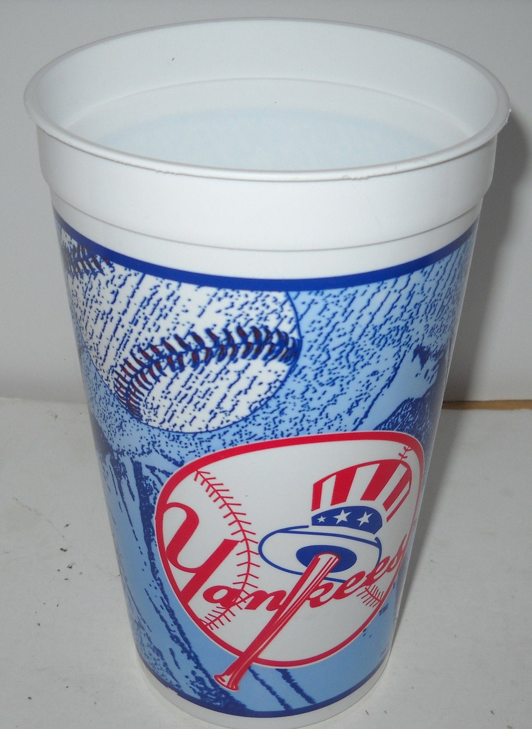 New York Yankees Large Plastic Cup Glass Souvenir Drink Beer Baseball ...