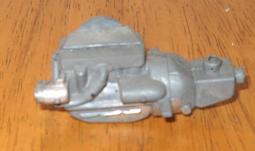 Model Metal Car Parts Vintage 1/20 Hubley Two Piece Engine 4 Banger ...